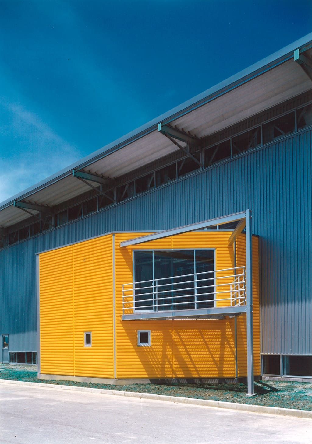 C+A - Coelacanth and Associates | KOBE FACTORY/KOMATU FORKLIFT